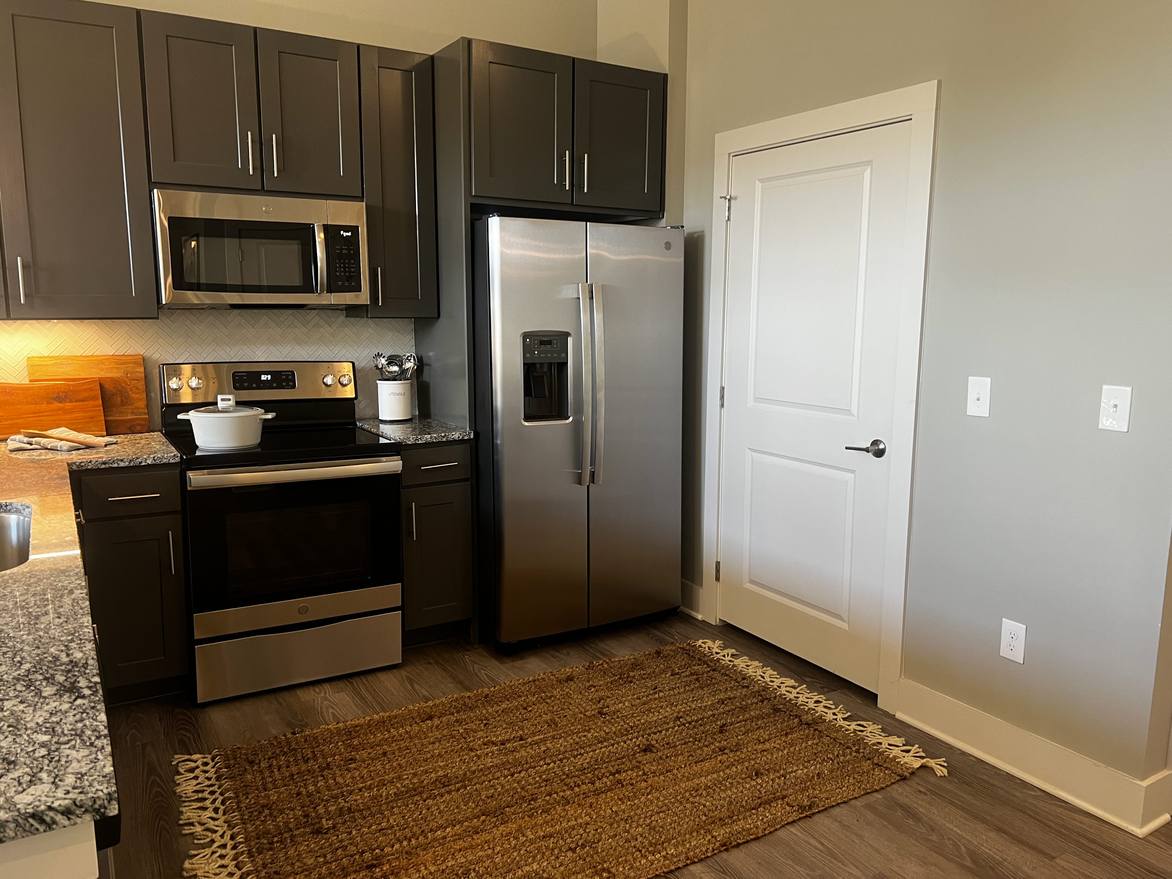 Apartments for Rent in University City Charlotte NC | About | Infinity 260